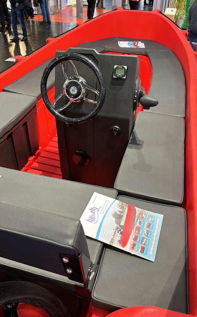 Whaly 435 bei Marineprofis kaufen - Whaly Boote, Ausrüstung und mehr